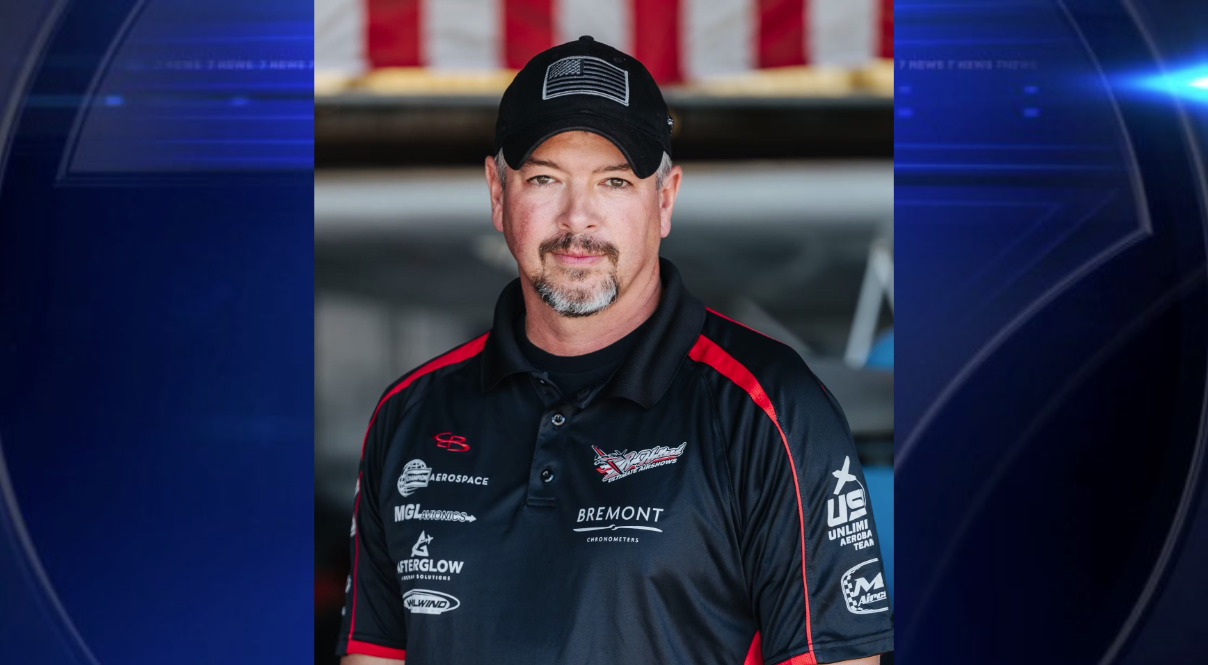 NTSB investigating why famed pilot crashed beside runway days before he ...