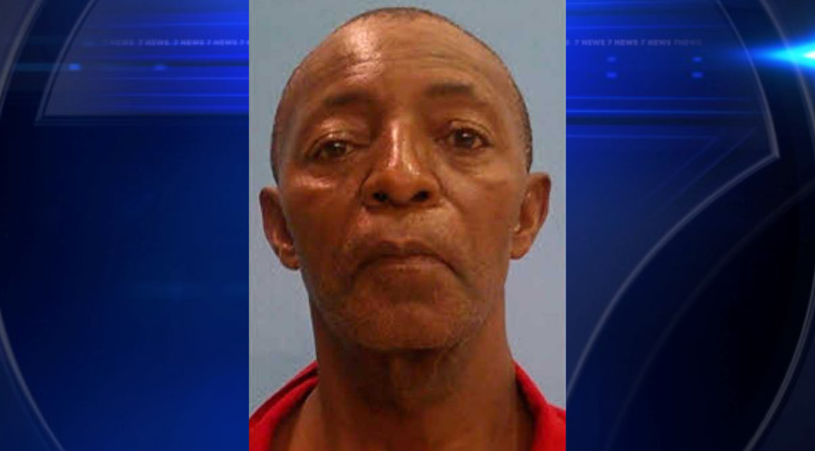 Florida man accused of killing ex after blood trail, pipe and box ...