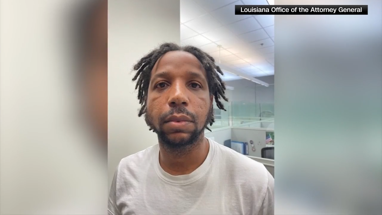 Arrested New Orleans jail worker says he helped inmates to escape after ...