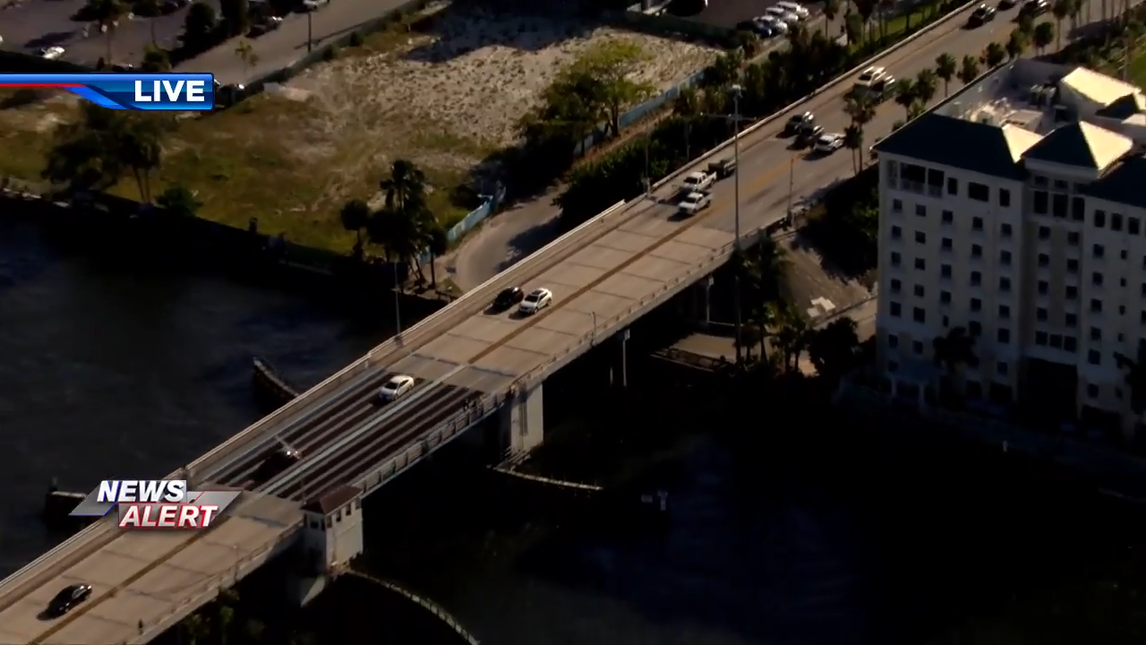 Fort Lauderdale bridge opens up after experiencing issues - WSVN 7News | Miami News, Weather ...