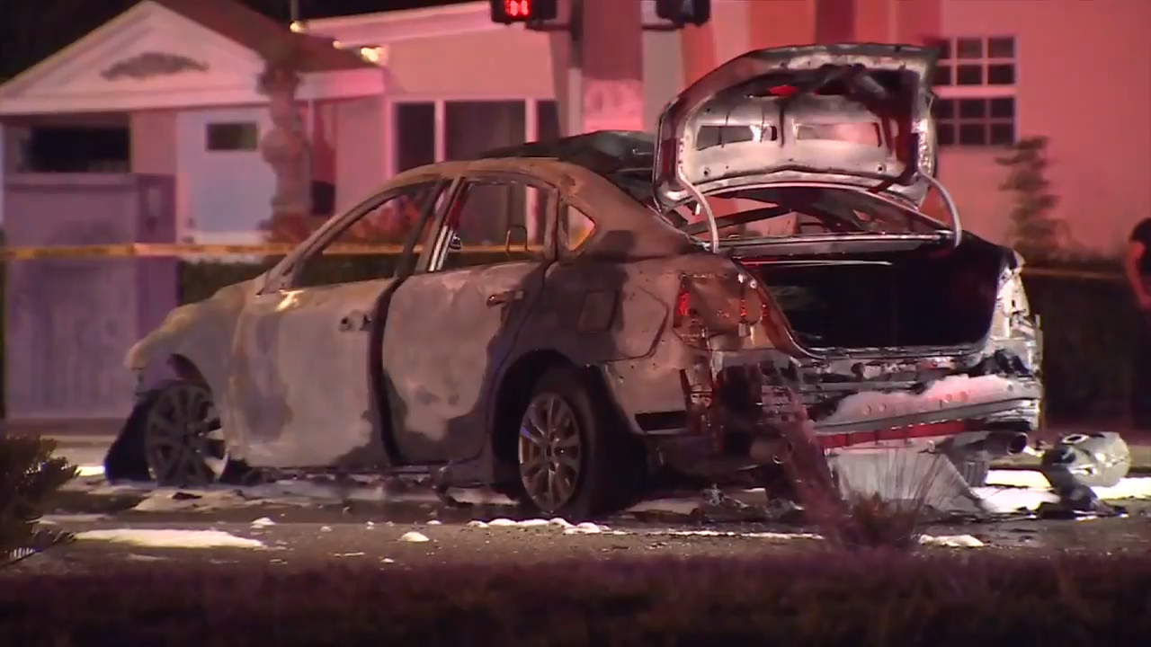 3 hospitalized following 2-vehicle crash in Hollywood - WSVN 7News ...