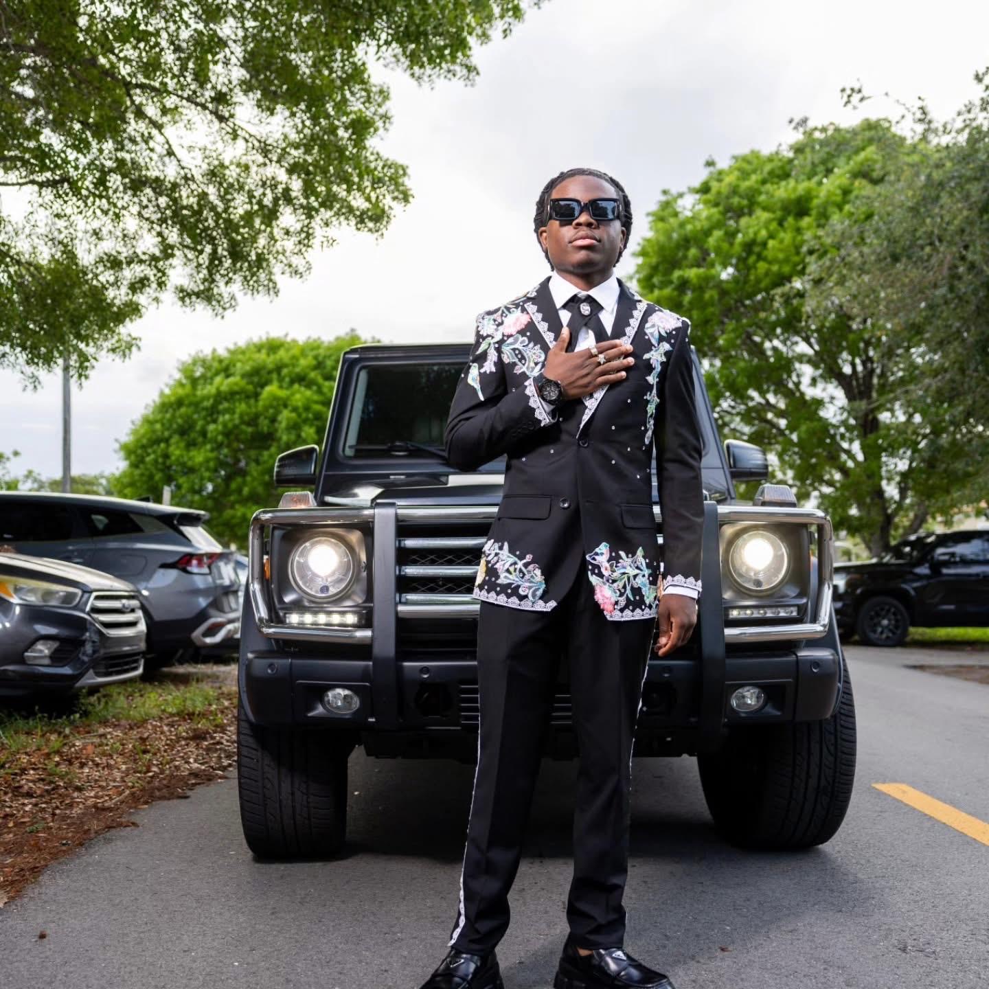 Vikings Go Vogue: Miami Norland seniors stuns in style at Met Gala ...