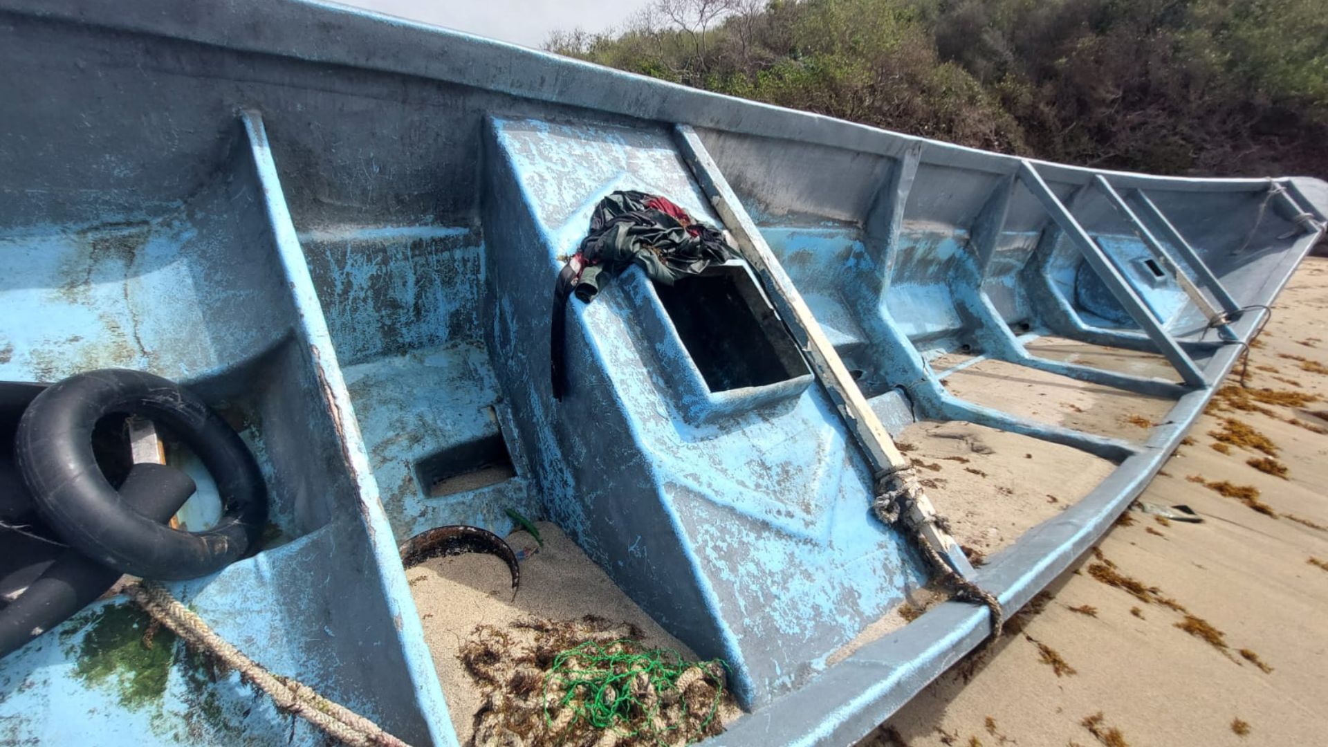 Abandoned boat and 11 bodies found on eastern Caribbean island with ...