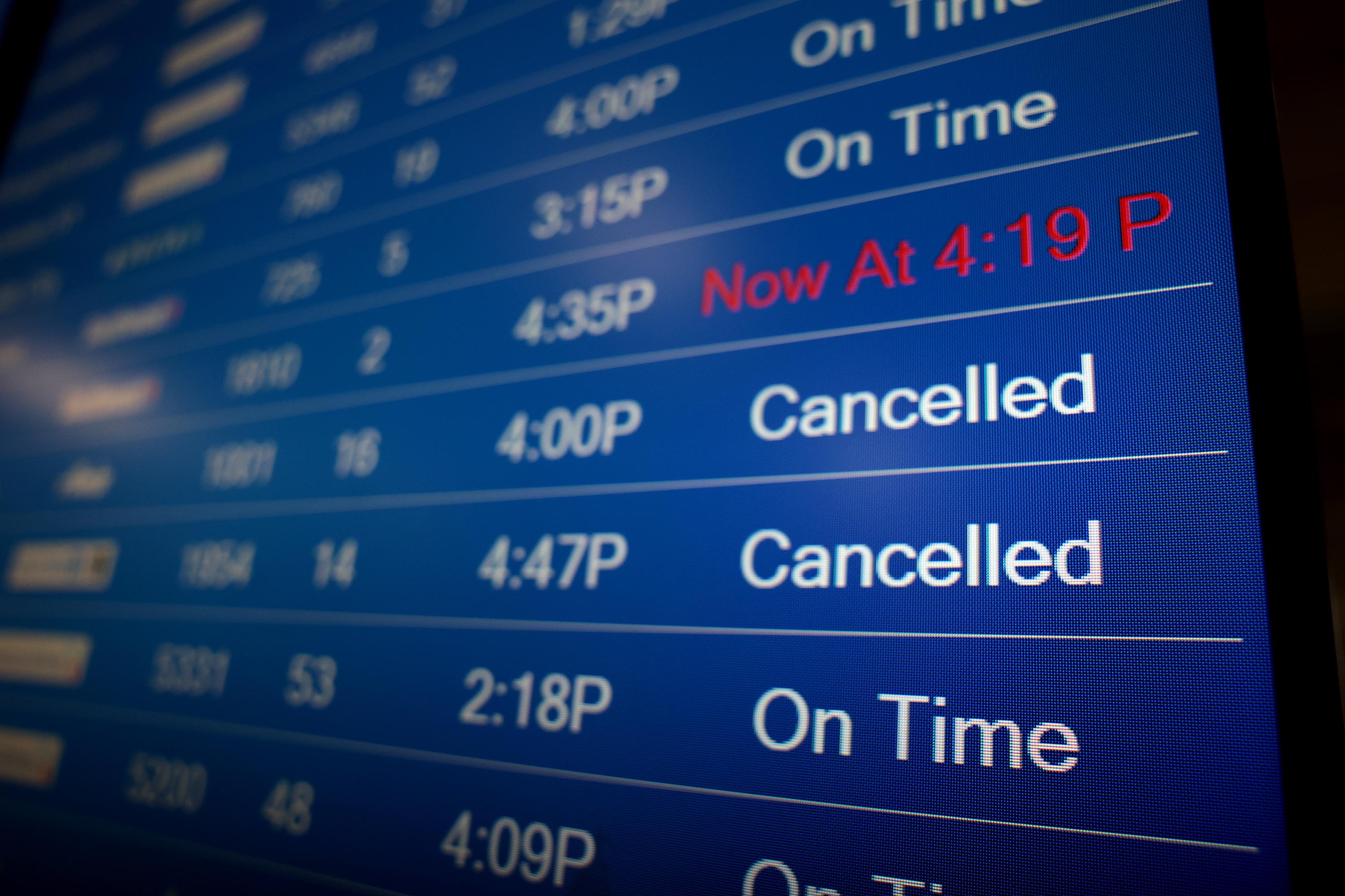 What to do if your flight is canceled or delayed - WSVN 7News | Miami ...