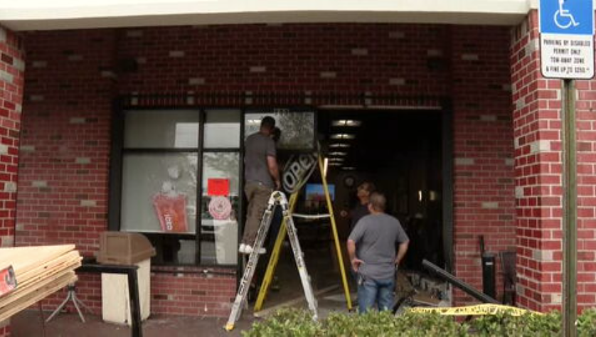 Dunkin’ forced to close after driver crashes car into business in Davie ...