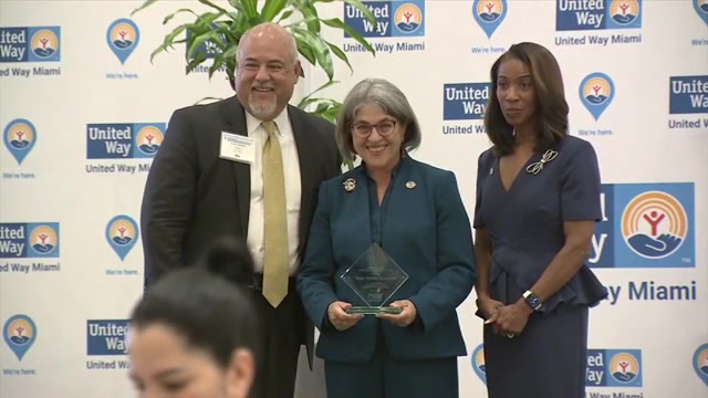 United Way Miami recognizes Miami-Dade Mayor Levine Cava for community ...