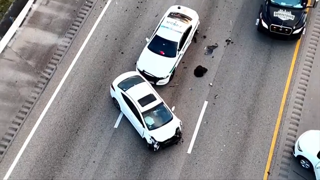 Deputy hospitalized after multi-vehicle crash on Don Shula Expressway ...