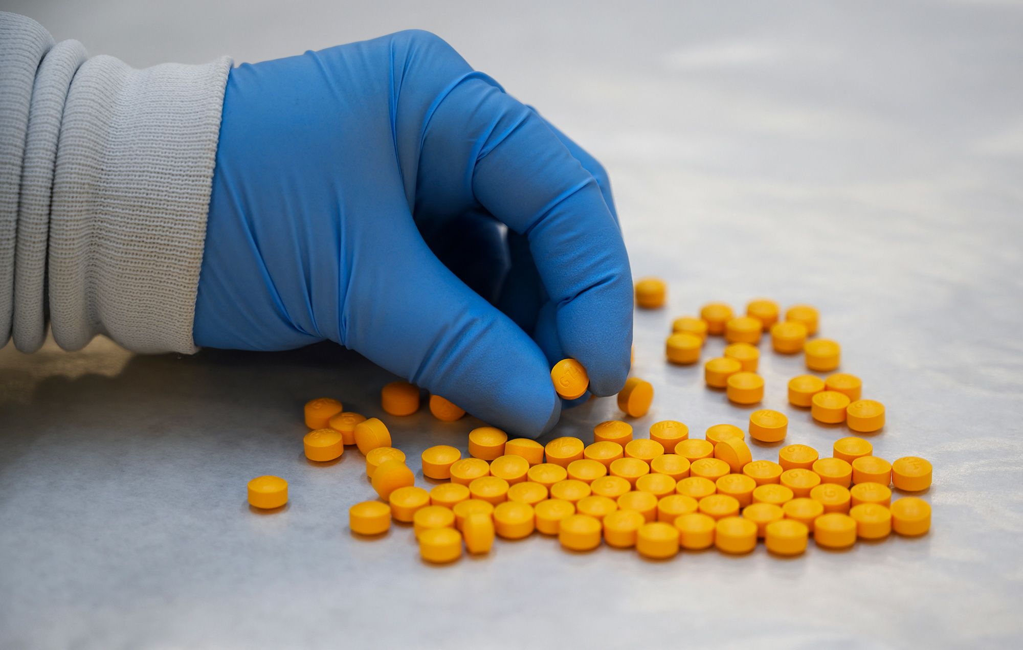 Youth overdoses from synthetic opioids are increasing. What parents ...