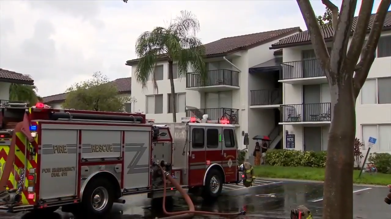 Fire erupts in laundry room following lightning strike in Pembroke Pines; no injuries - WSVN ...