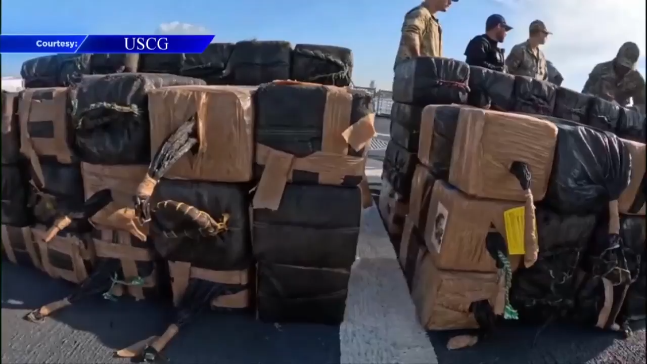 Coast Guard offloads nearly 10,000 pounds of cocaine at Port Everglades ...
