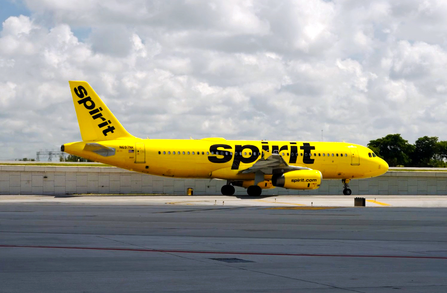 Spirit Airlines sounds the alarm on its future ability to stay in ...