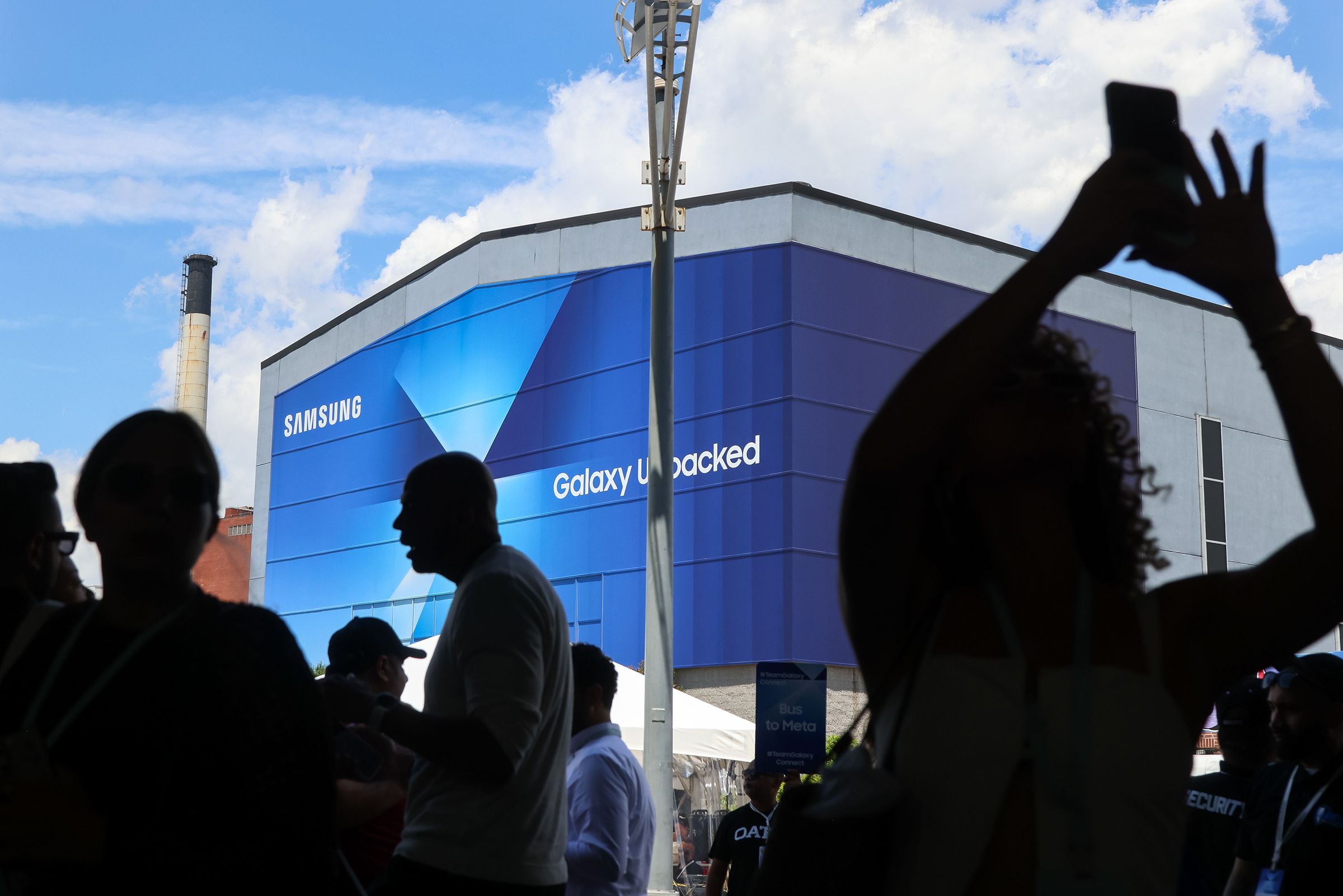 Samsung is looking into more AI devices – potentially including ...