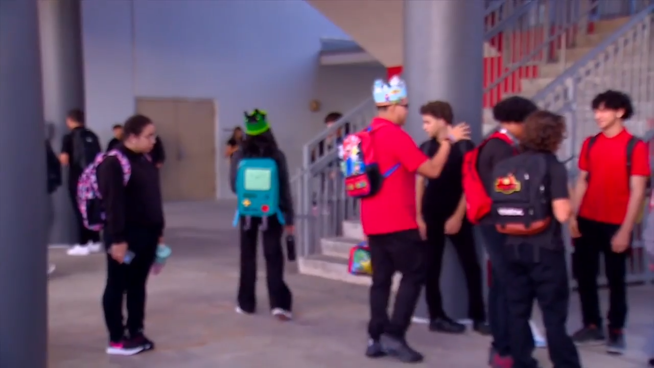 M-DCPS students return to class for the first day of school; Westland ...