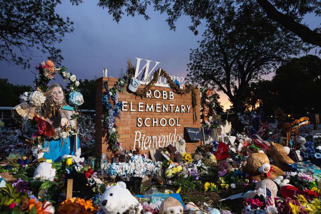 Uvalde school district will release a trove of records about the Robb ...
