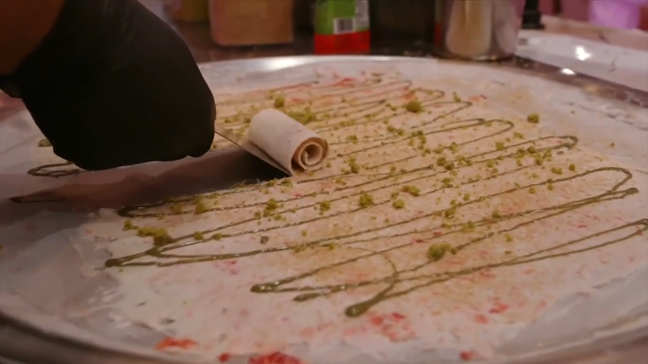 Make your next dessert special with Dubai chocolate and ice cream rolls ...