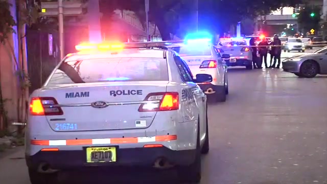 Man found stabbed in Miami taken to hospital - WSVN 7News | Miami News ...