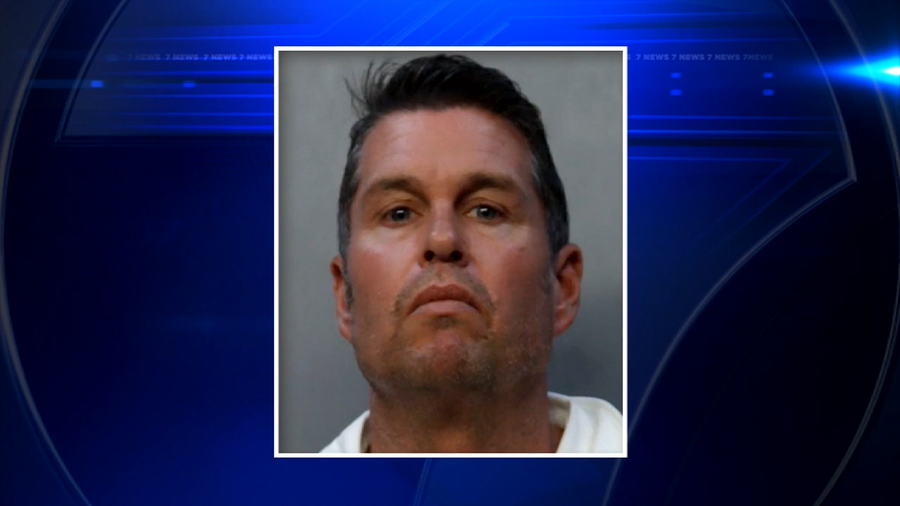 Father of teen fatally stabbed in Brickell high-rise arrested for ...