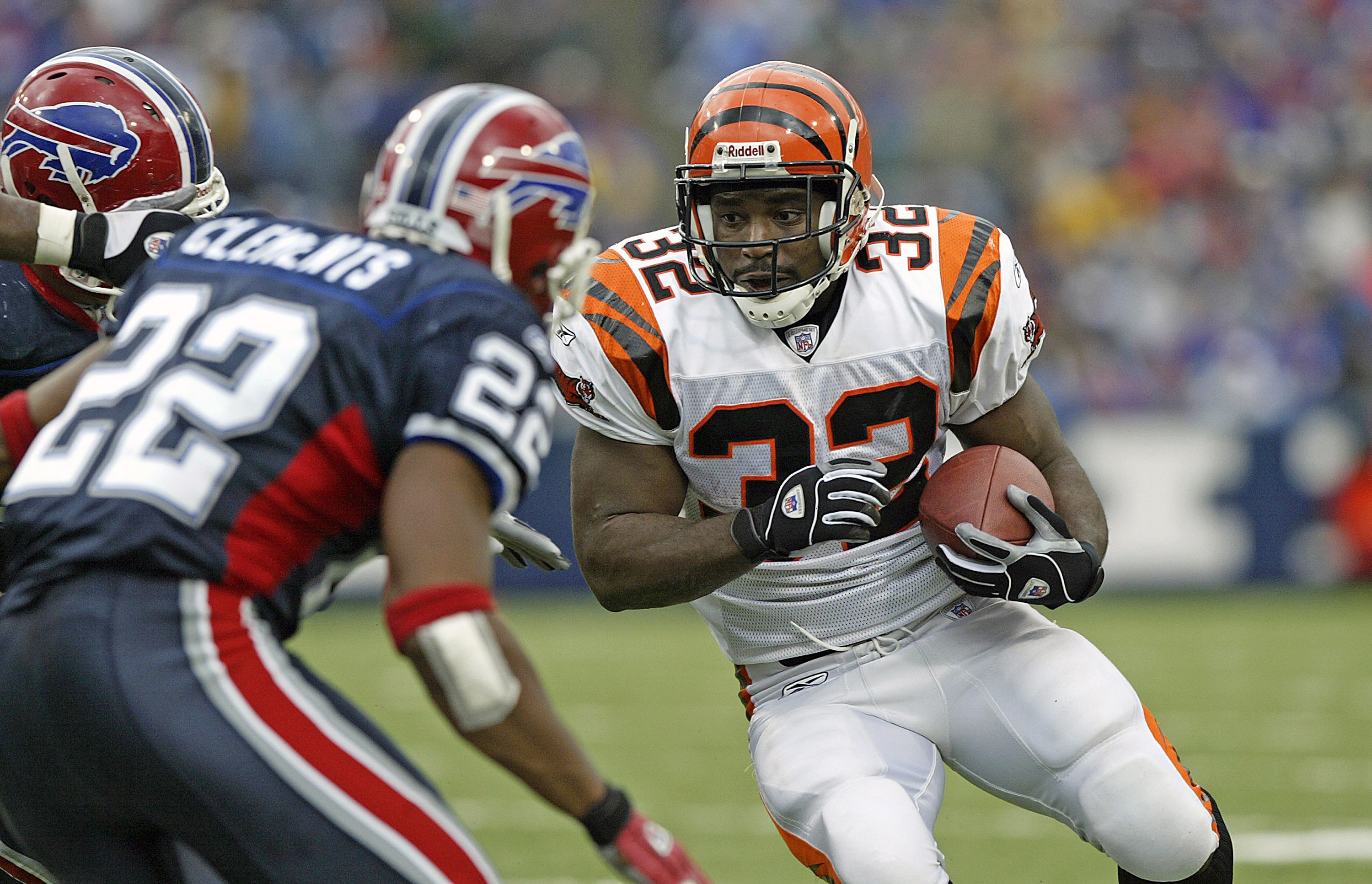 Former NFL and college star Rudi Johnson dead at 45 - WSVN 7News ...