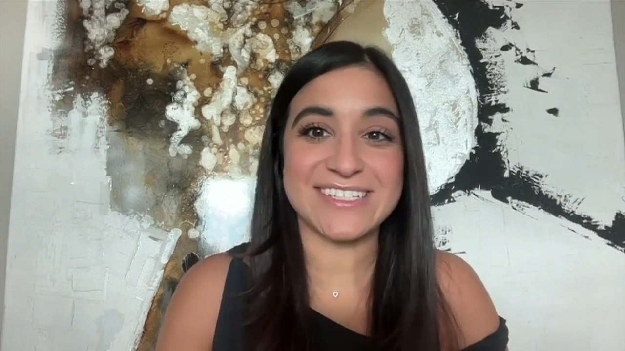 Florida-based singer Rhea Francani unveils new country-pop album ‘Ever ...