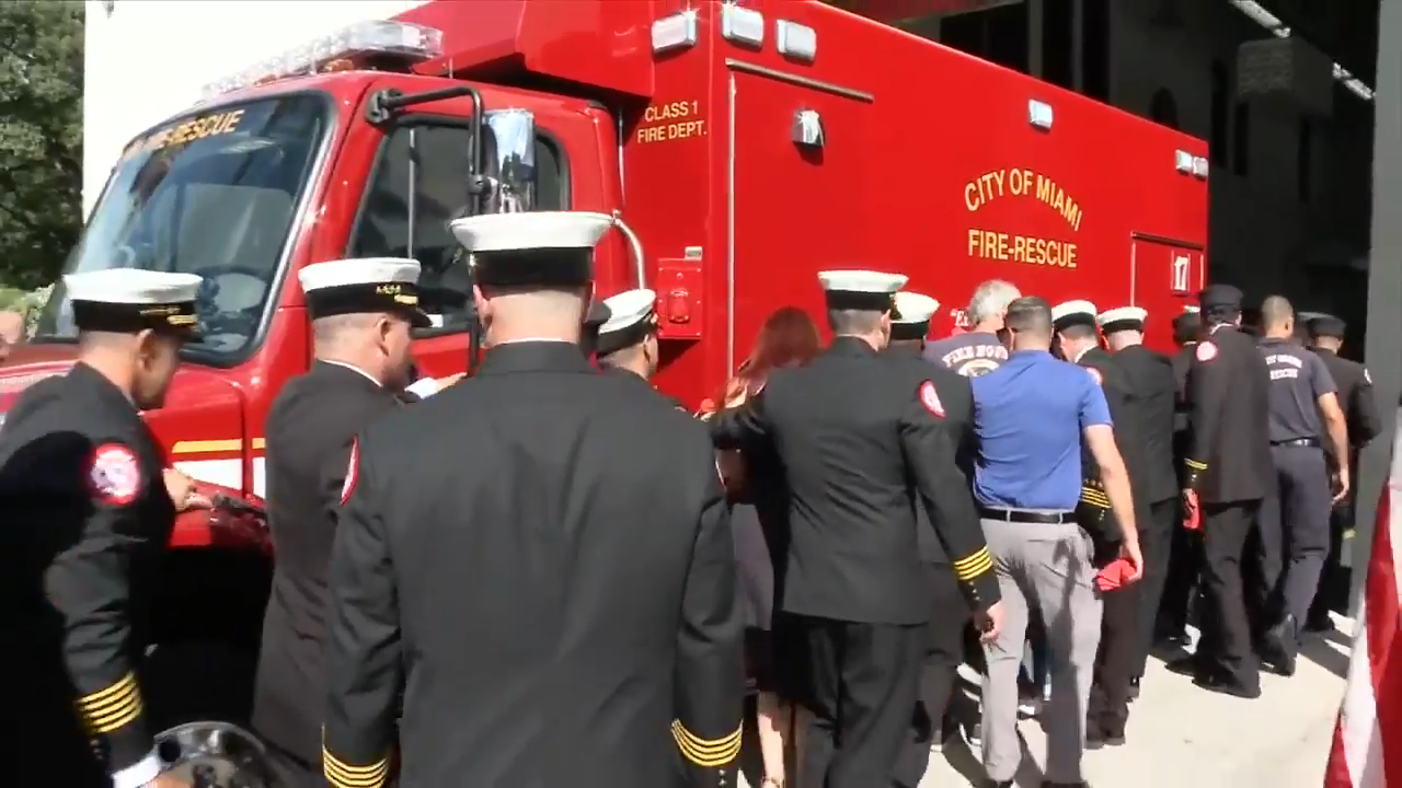 Miami Fire Rescue unveils new fire truck with traditional ceremony in ...