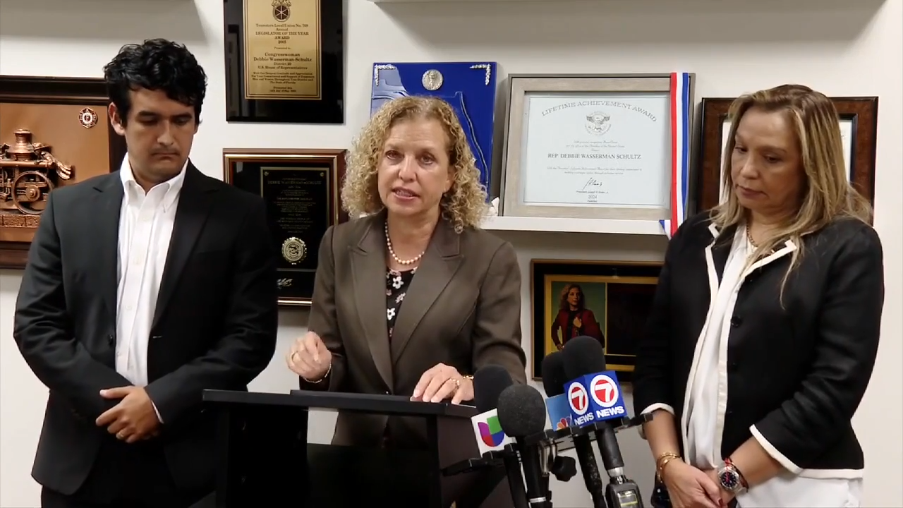 U.S. Rep. Wasserman Schultz, Venezuelan-American caucus slam Trump ...