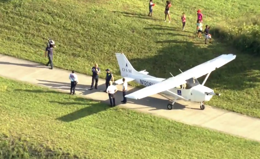 Small plane makes emergency landing in North Lauderdale; 2 suffer minor ...