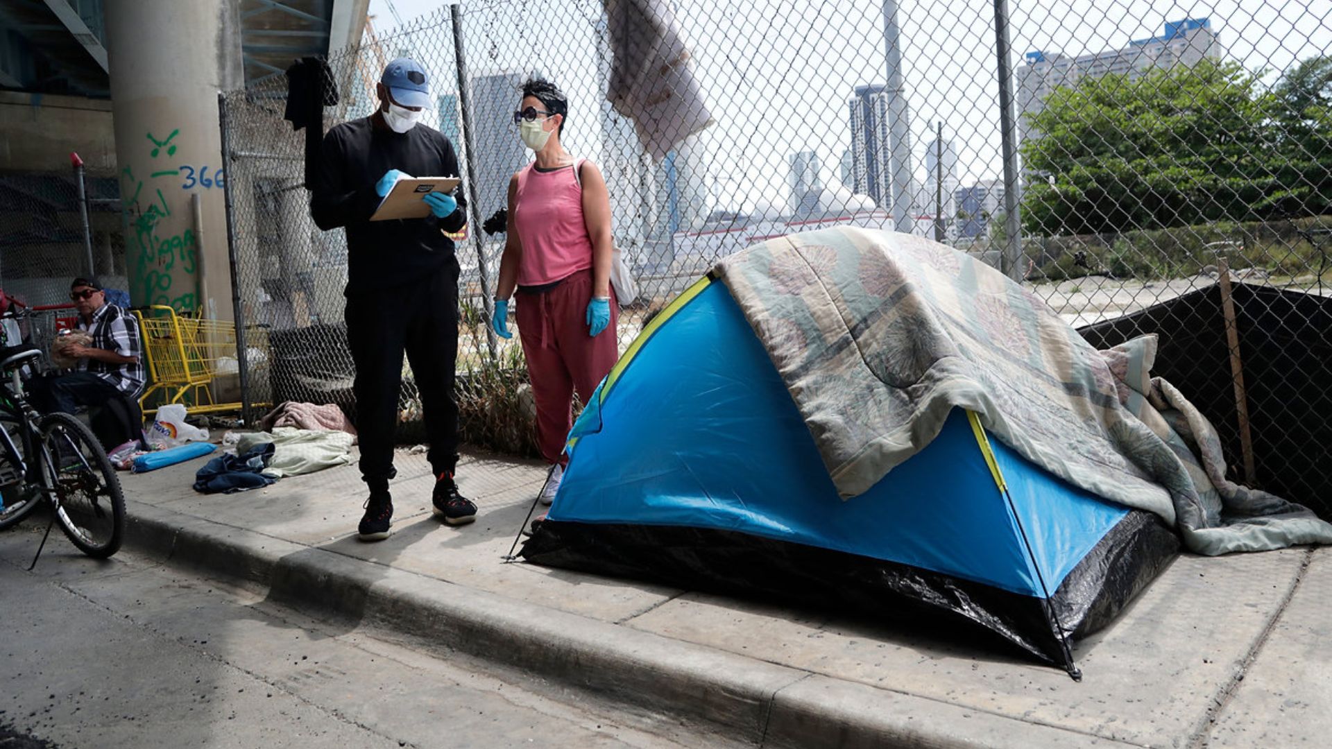 How a Miami health care group is meeting homeless patients where they ...