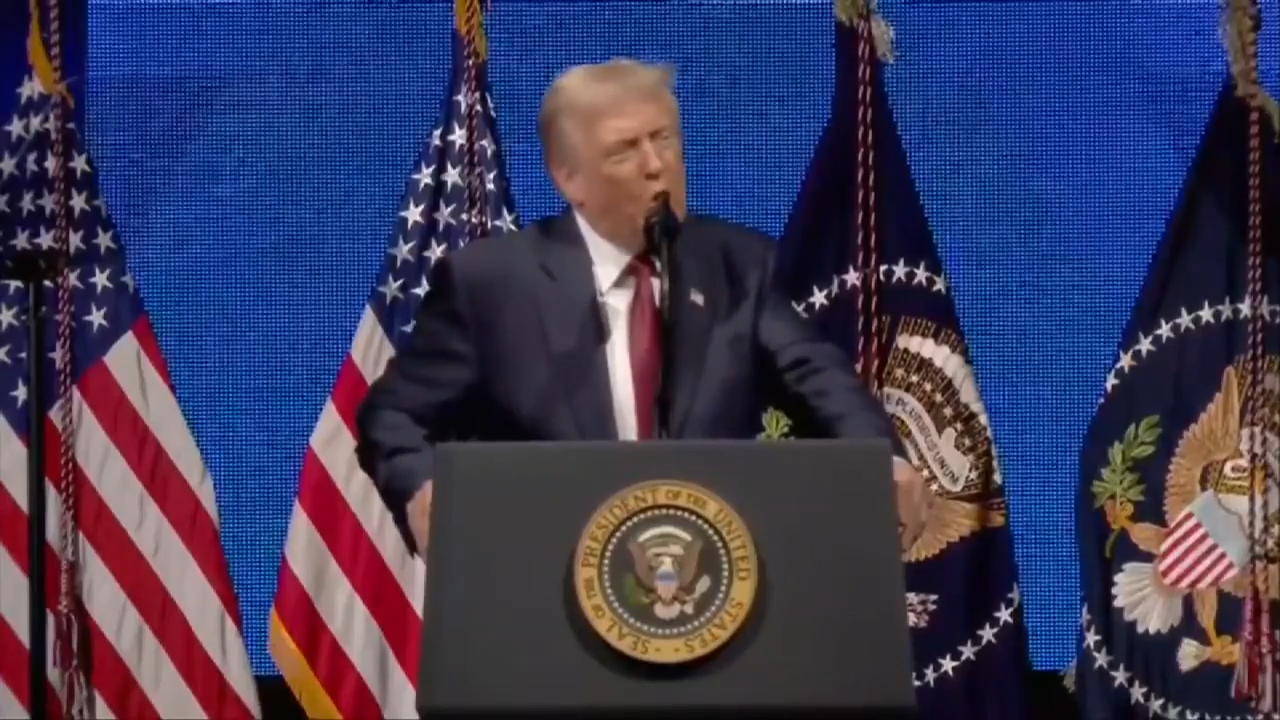 President Donald Trump, in Miami, brags about the economy despite an ...