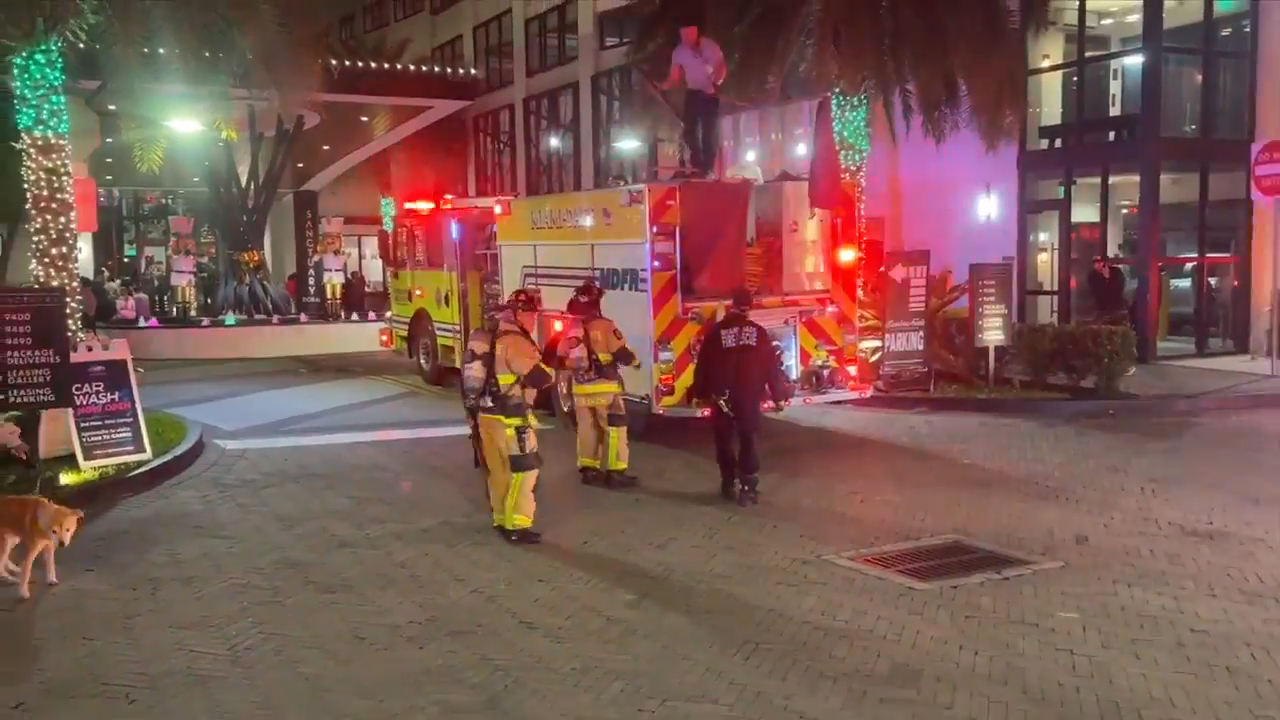 Fire crews contain 6th floor apartment fire in Doral; residents ...