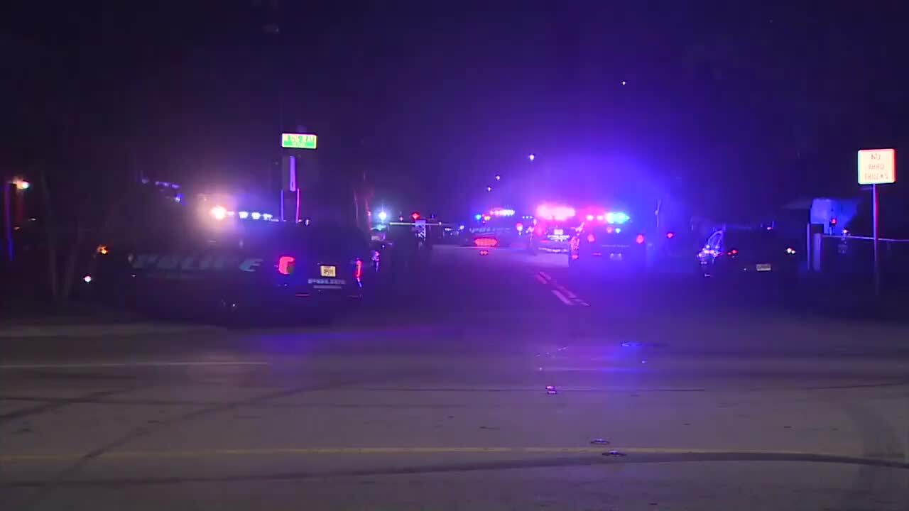 Woman stable after being shot in leg by stray bullet in Lauderhill ...