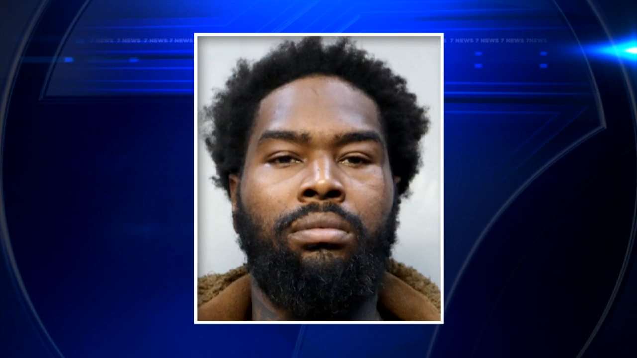 Uber Eats driver accused of stealing packages from Miami apartment ...