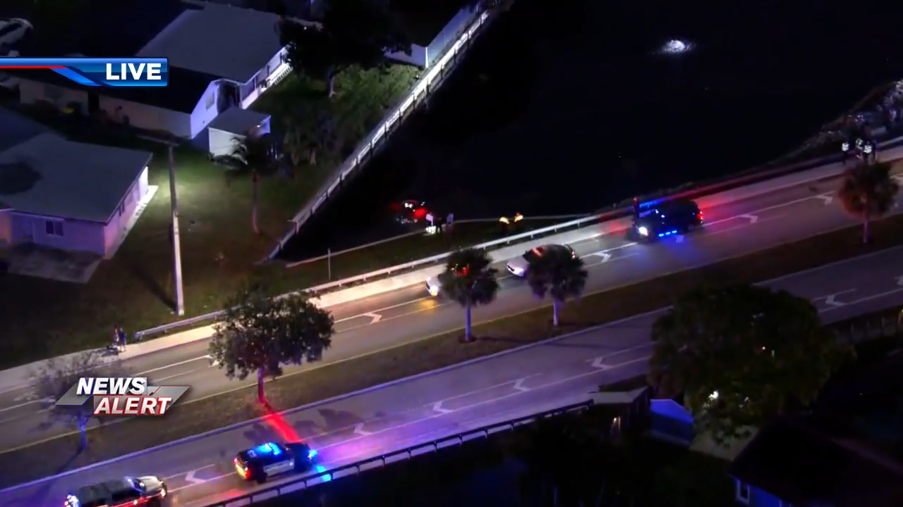 Vehicle crashes into canal in Tamarac; driver expected to be OK - WSVN ...