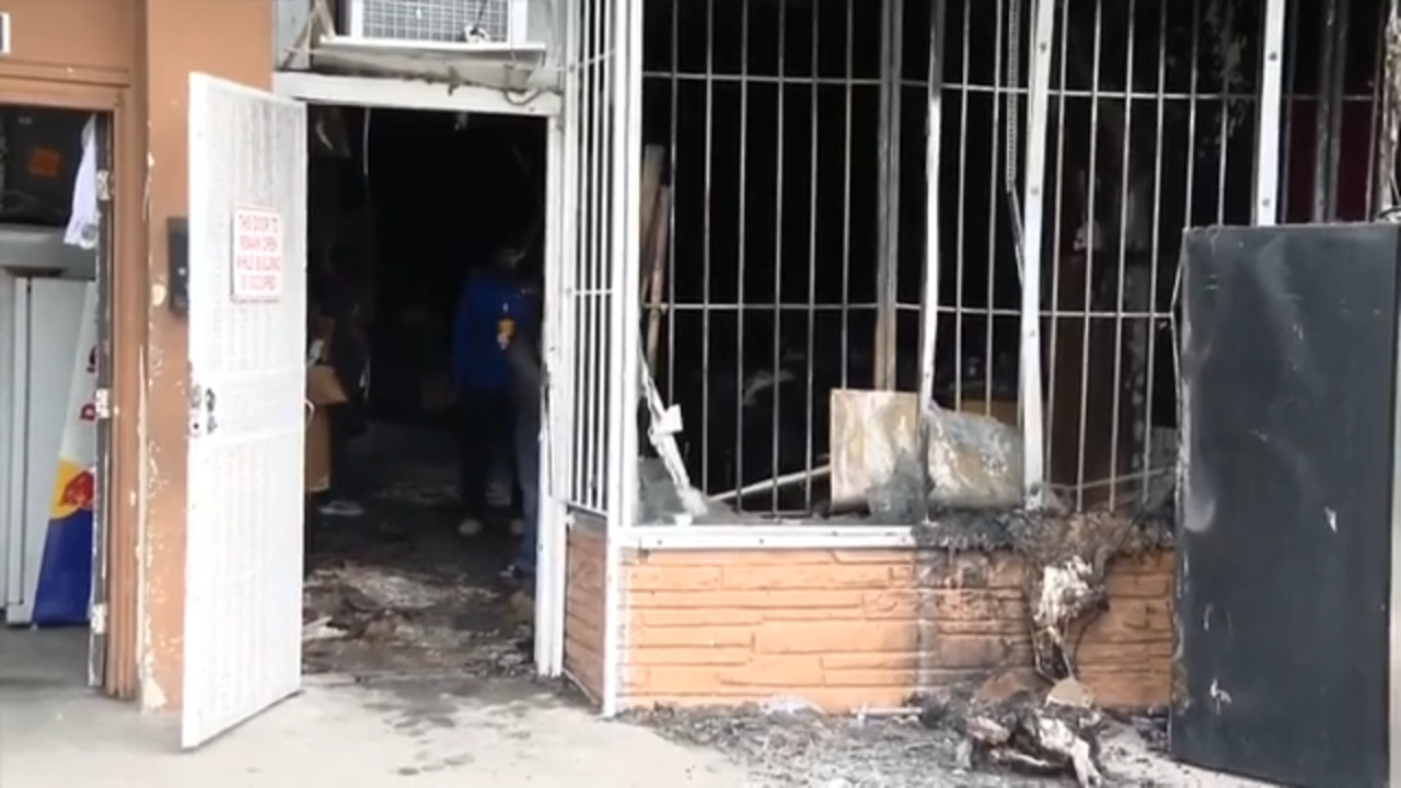 Fire crews extinguish flames that erupted at beauty salon in NW Miami ...