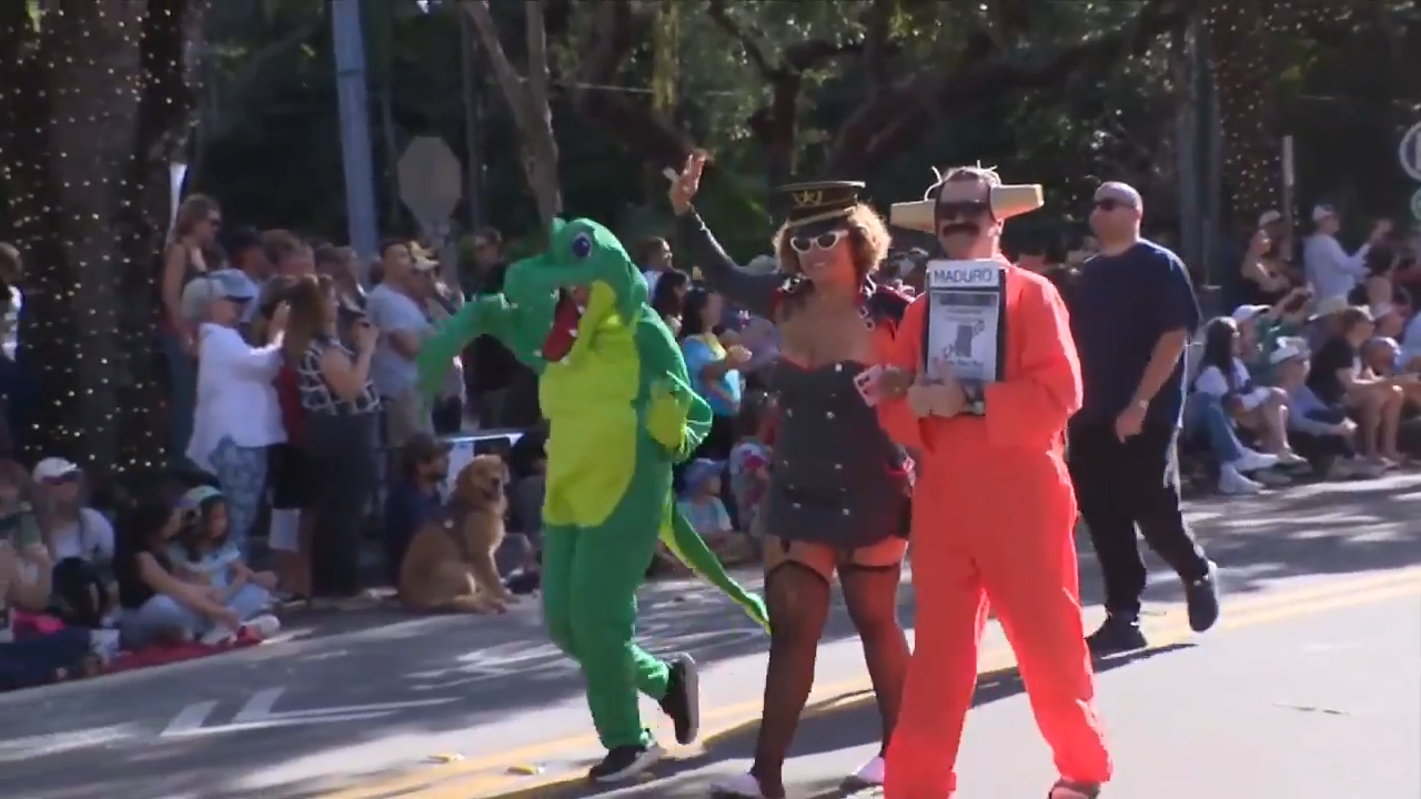 ‘One of the old Grove traditions’: Thousands attend 42nd King Mango ...