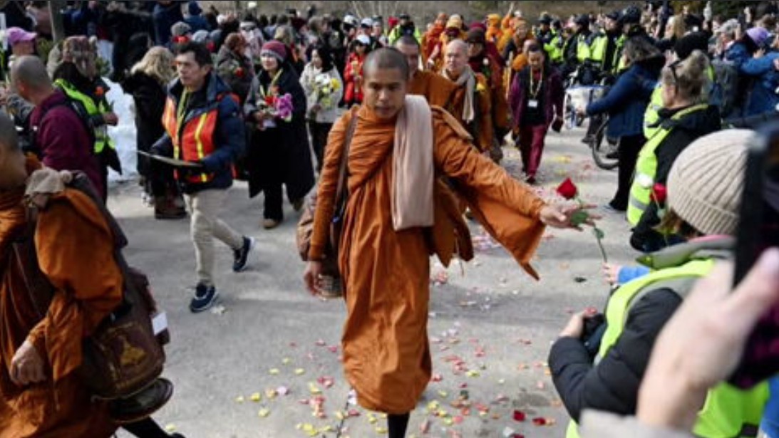 Buddhist monks’ 15-week walk for peace ends in Washington, DC - WSVN ...