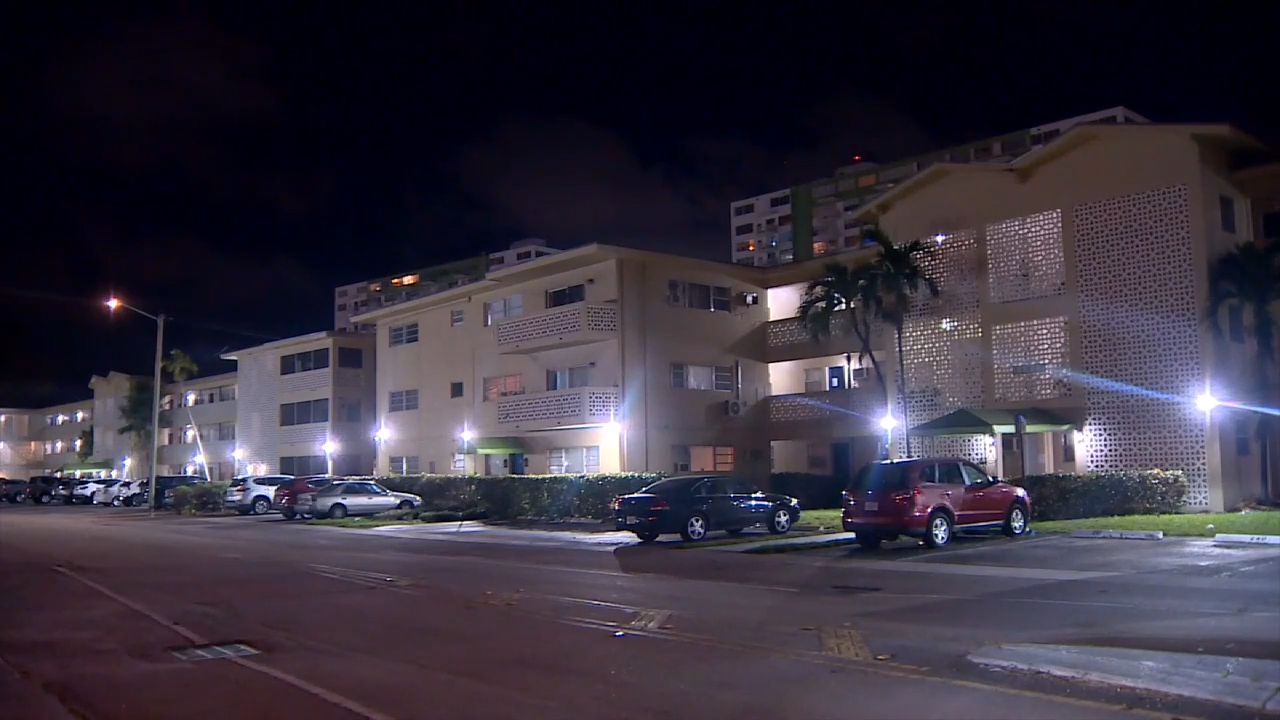 Residents in North Miami apartment building face eviction after units ...