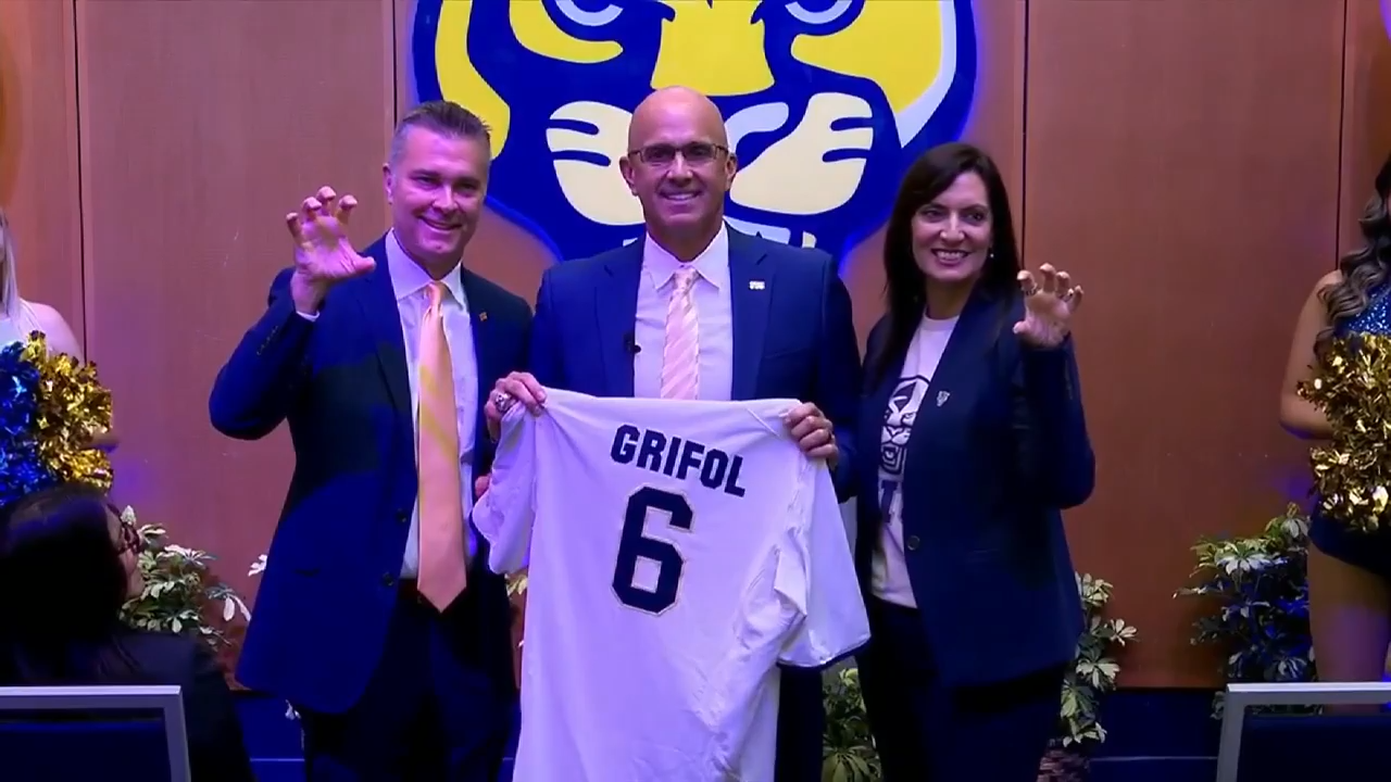 Former White Sox manager and local legend Pedro Grifol takes baseball ...